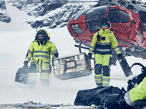 How to dress for cold weather | Blåkläder workwear